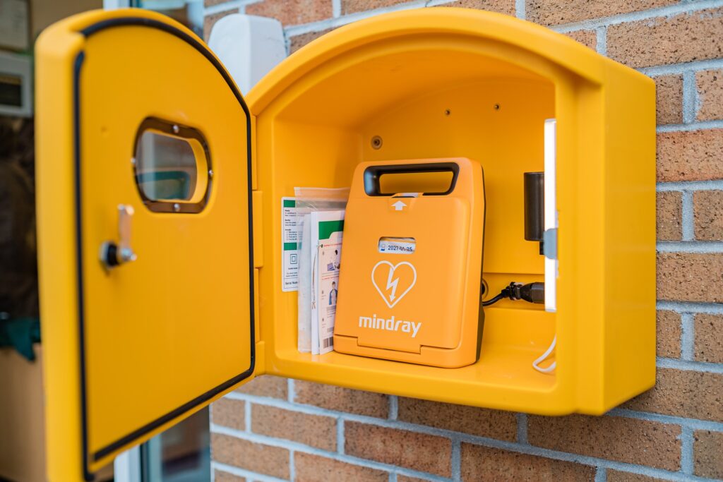 A life- saving defibrillator for Hextable - Beams